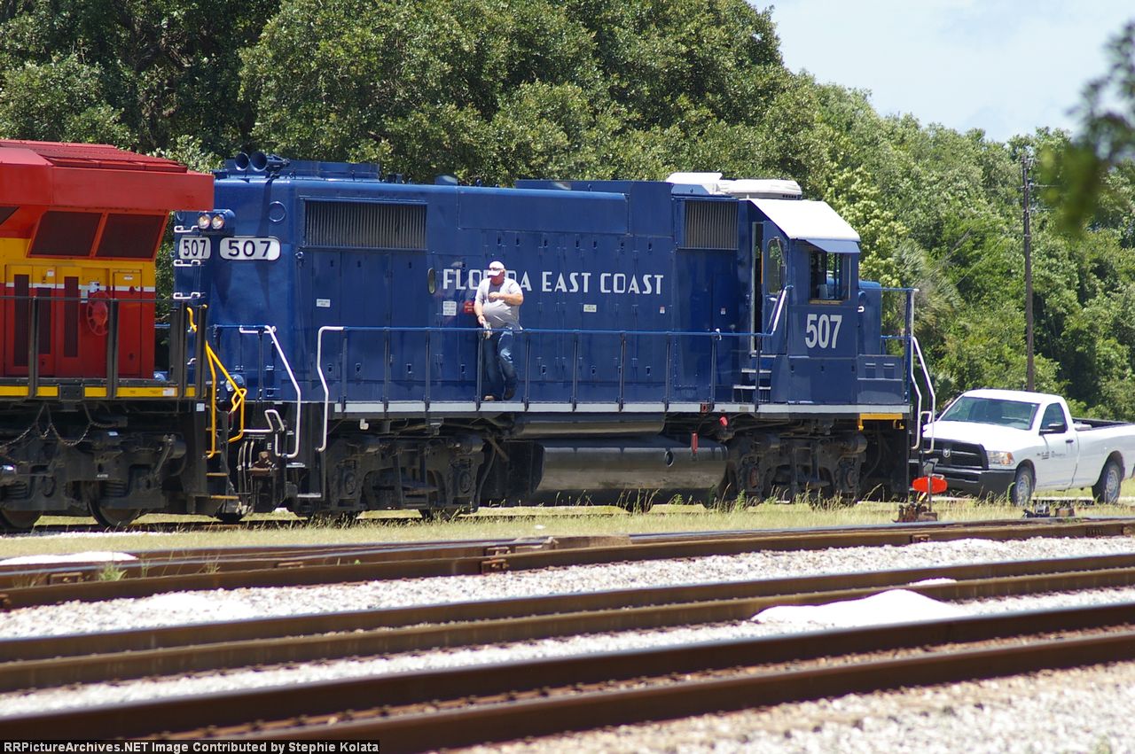 FEC 507 PICKING UP 2 UNITS